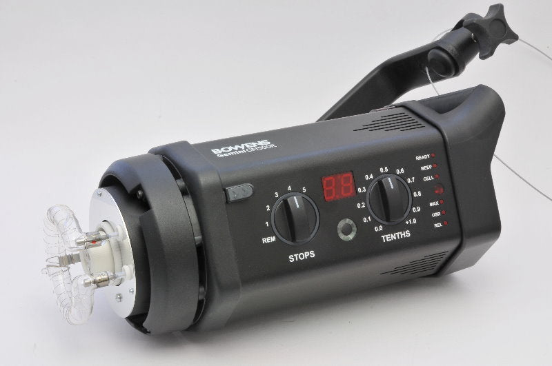 Flashes, Strobes and Studio – Paramount Camera & Repair