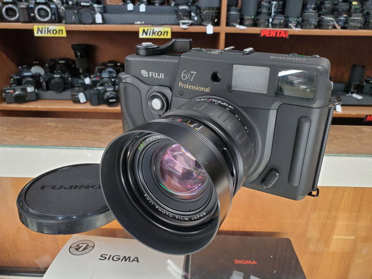 CLA'd MINT Fujifilm GW670III Pro 6x7 EBC Medium Format w/ 90mm F3.5 Le ...